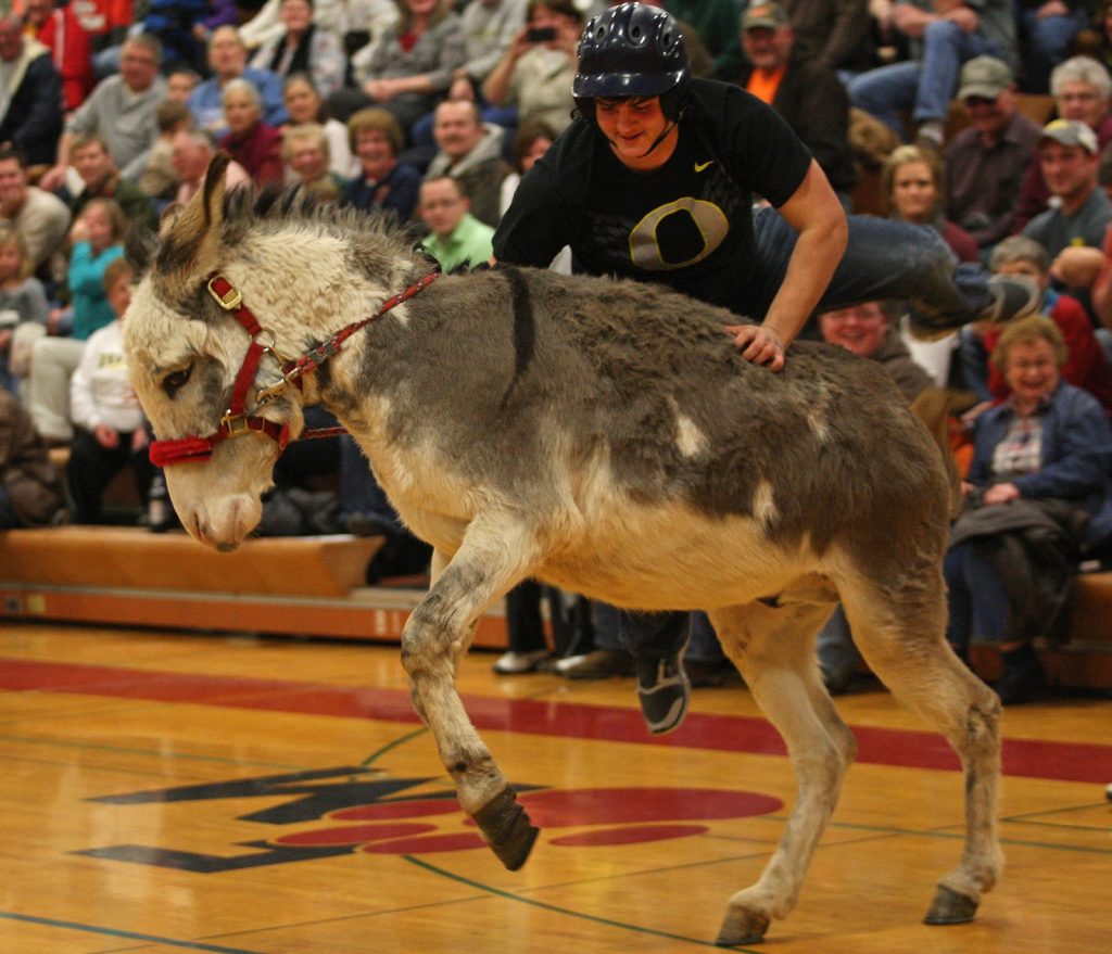 Donkey Basketball Returns to Star Valley this April – SVI-NEWS