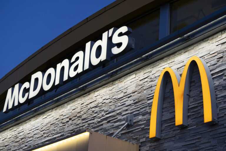 US closes investigation into E. coli outbreak linked to onions in McDonald’s Quarter Pounders ...