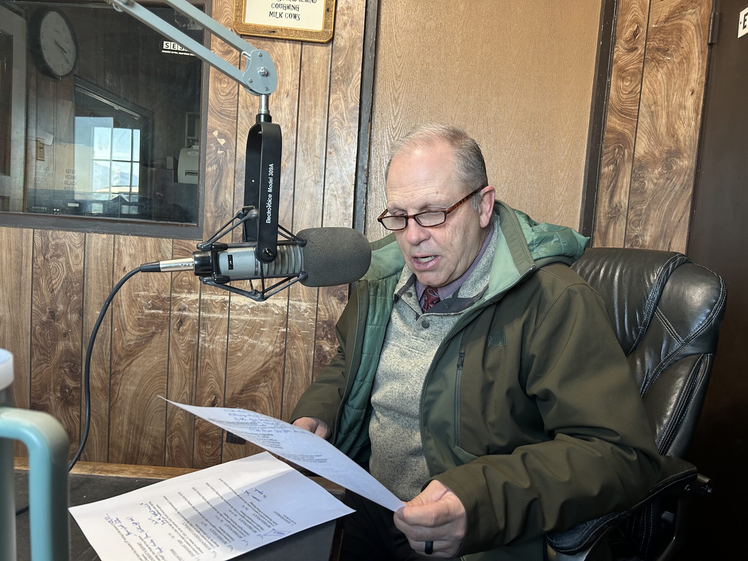 The Wave Radio Interview: Dr. Gary Brogan School Board Report – SVI-NEWS
