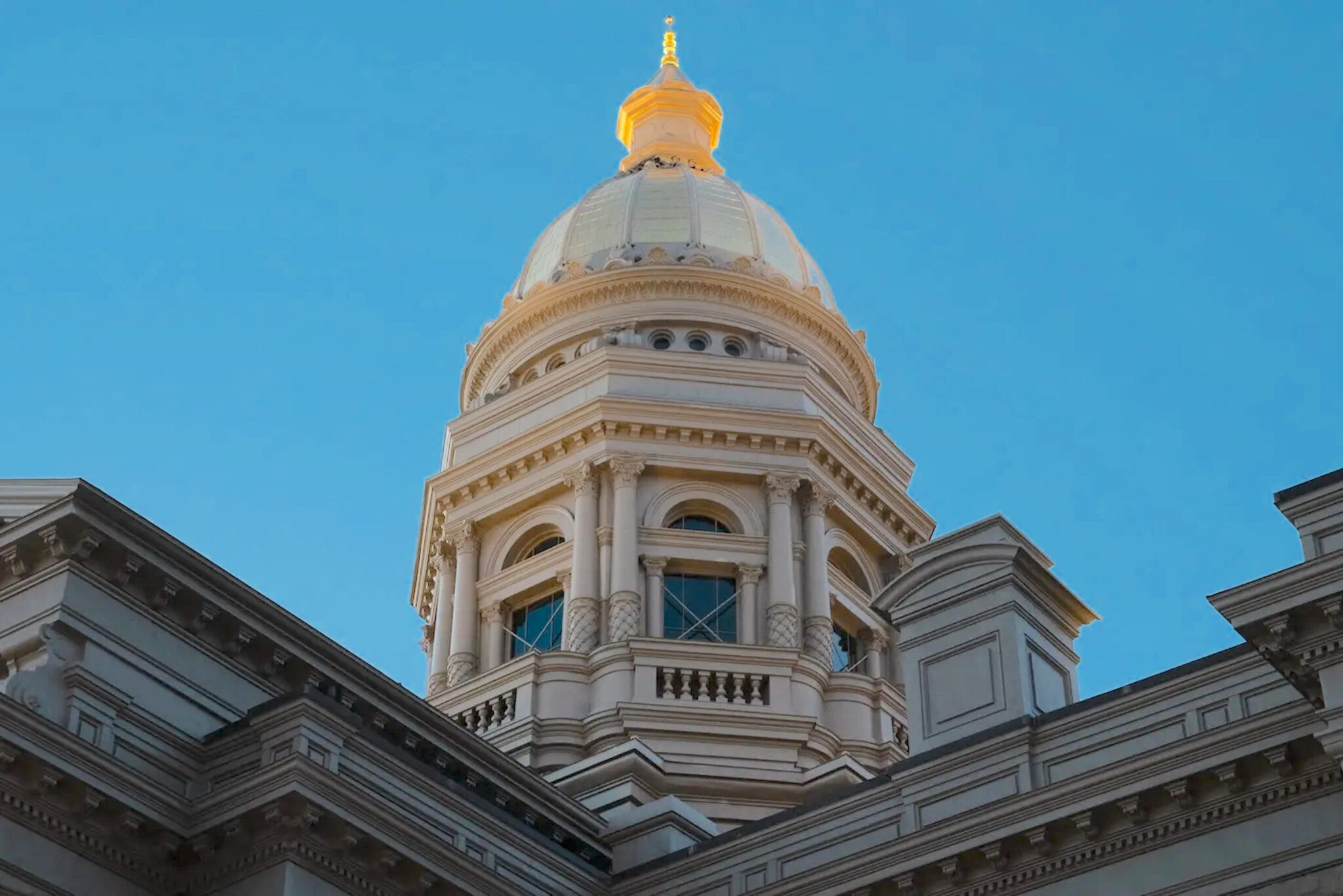 Small school districts have big silo problems; lawmakers promise to fix ...